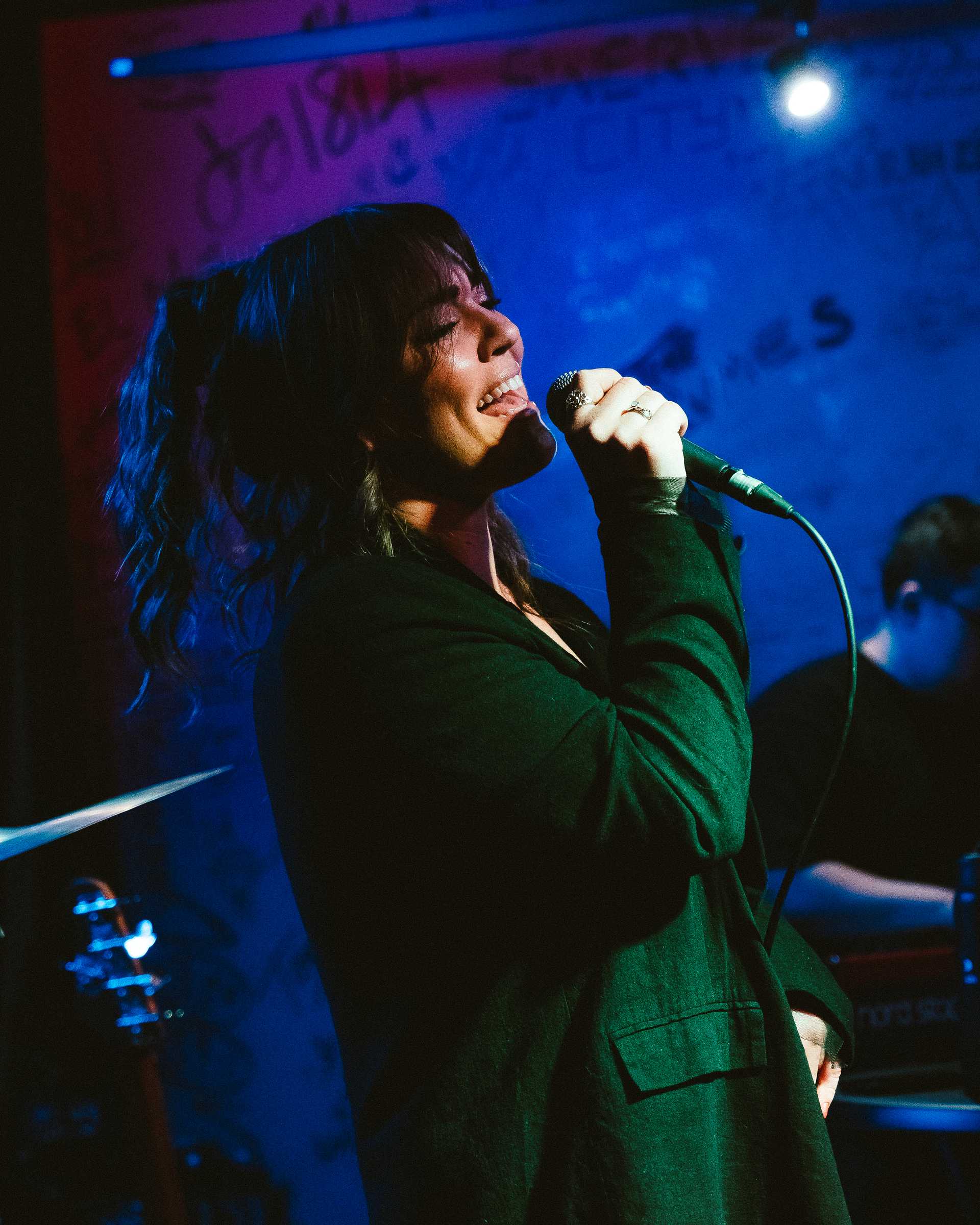 Lisa Hawkins – Vocal & performance (Ages 15+) | Te Oro