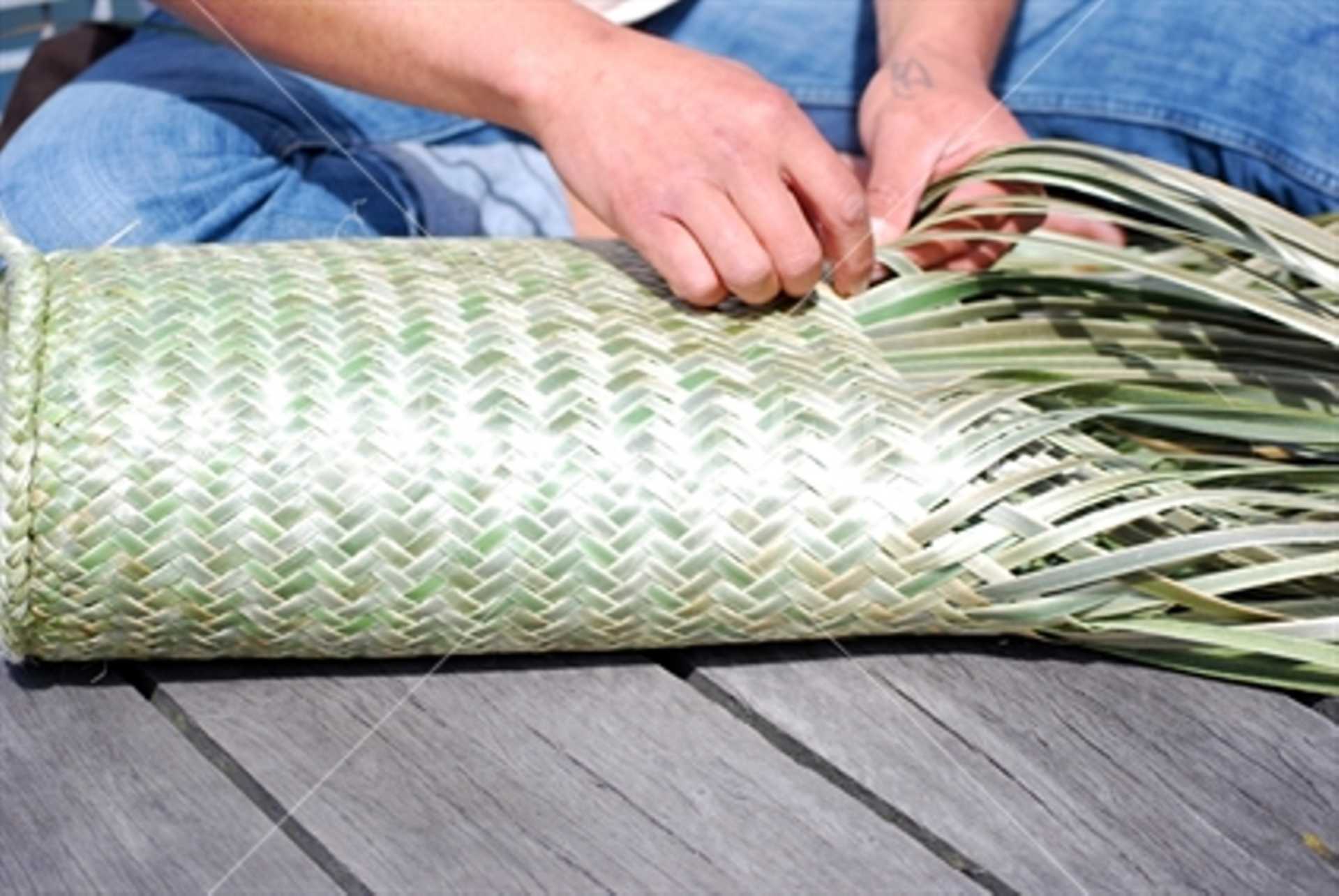 Learn to Weave a Kete | Te Oro